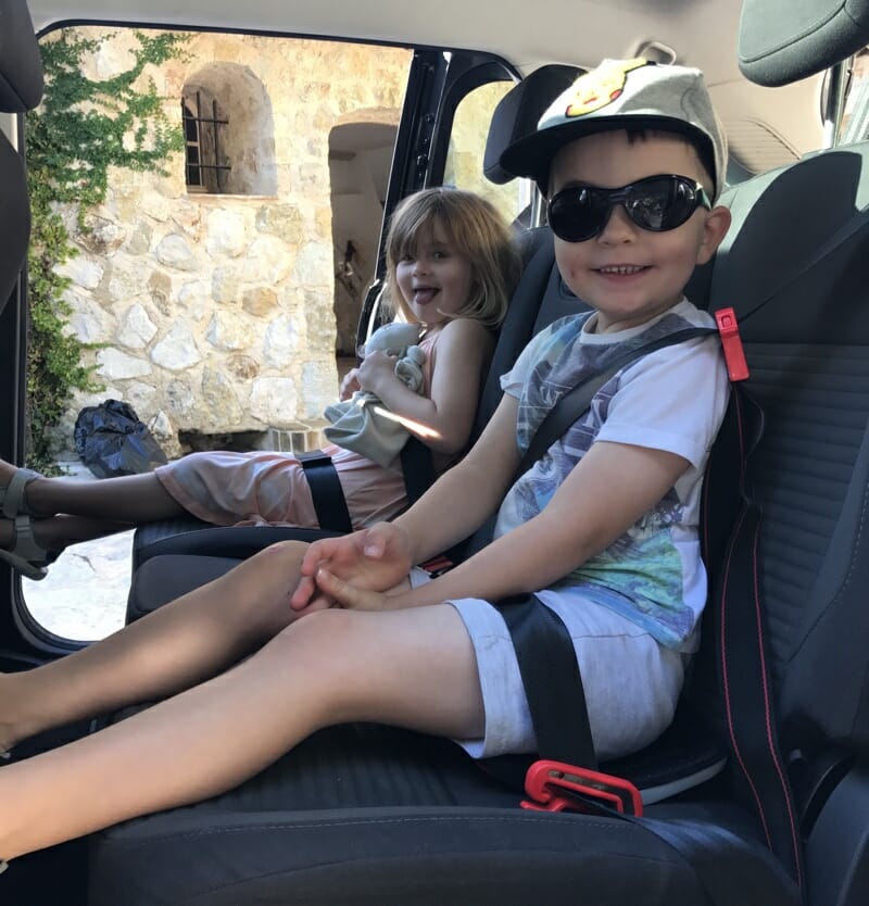 Review: Mifold Grab & Go Car Booster